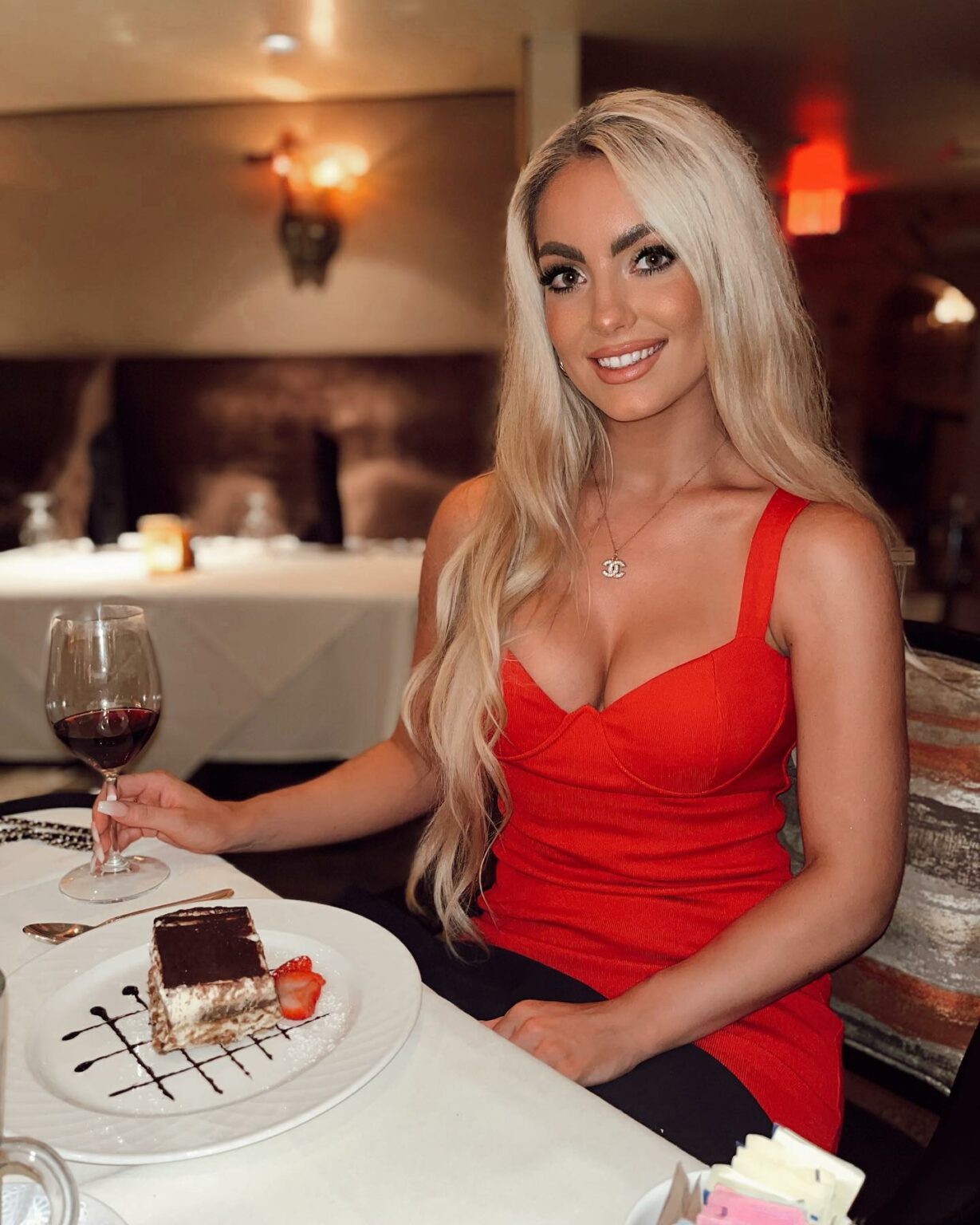 Take A Real Good Look At Holly | Dirty Biker Society