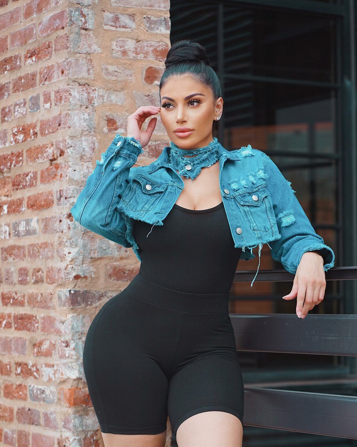 La Reina Has Arrived On Time | Dirty Biker Society