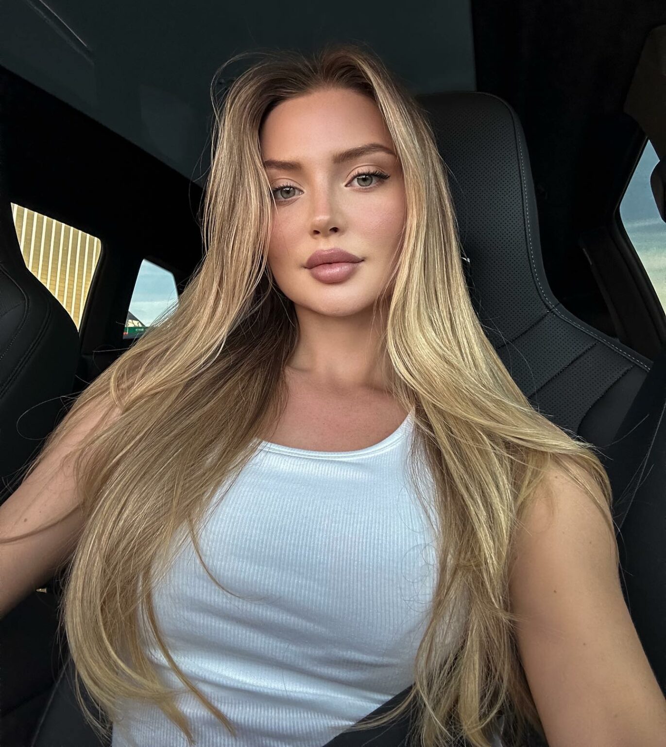 Mickayla Knows How To Pose for The Camera | Dirty Biker Society