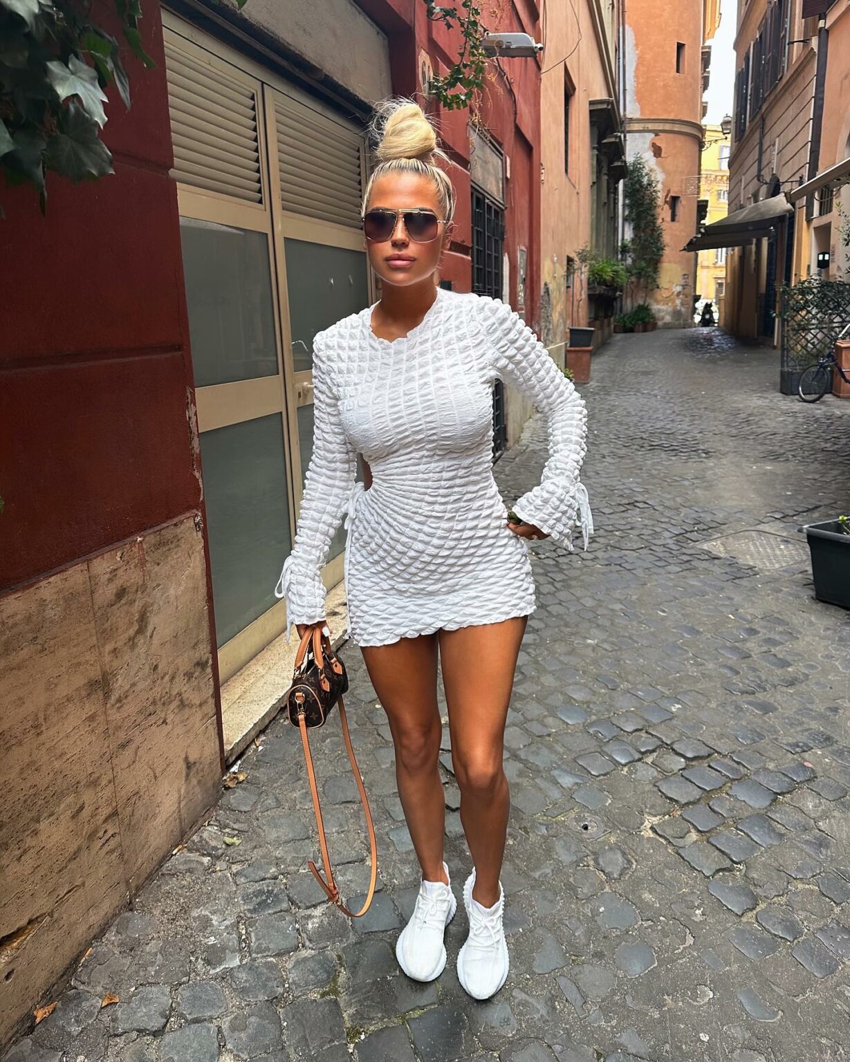 Heat wave from the one and only Alejandra | Dirty Biker Society